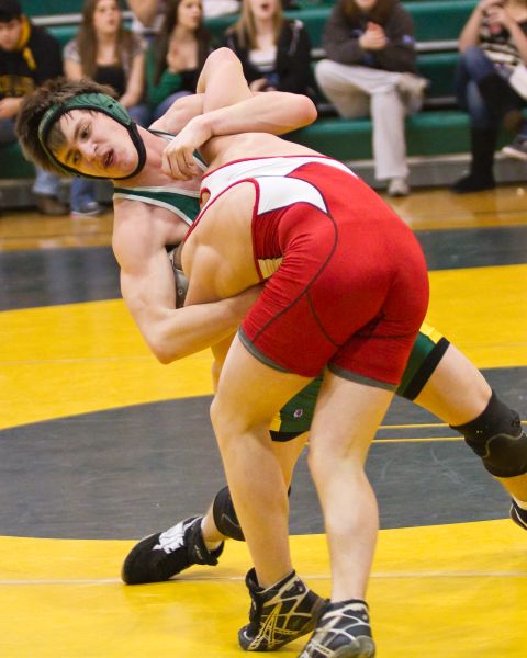 St. Francis - Wrestling Team Hosts Decatur Community